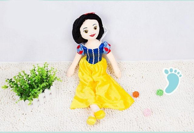 Disney Princesses plush stuffed princess 65cm. — Adilsons